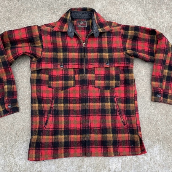 Johnson Woolen Mills | Jackets & Coats | Vintage 95s Johnson Wool Plaid ...